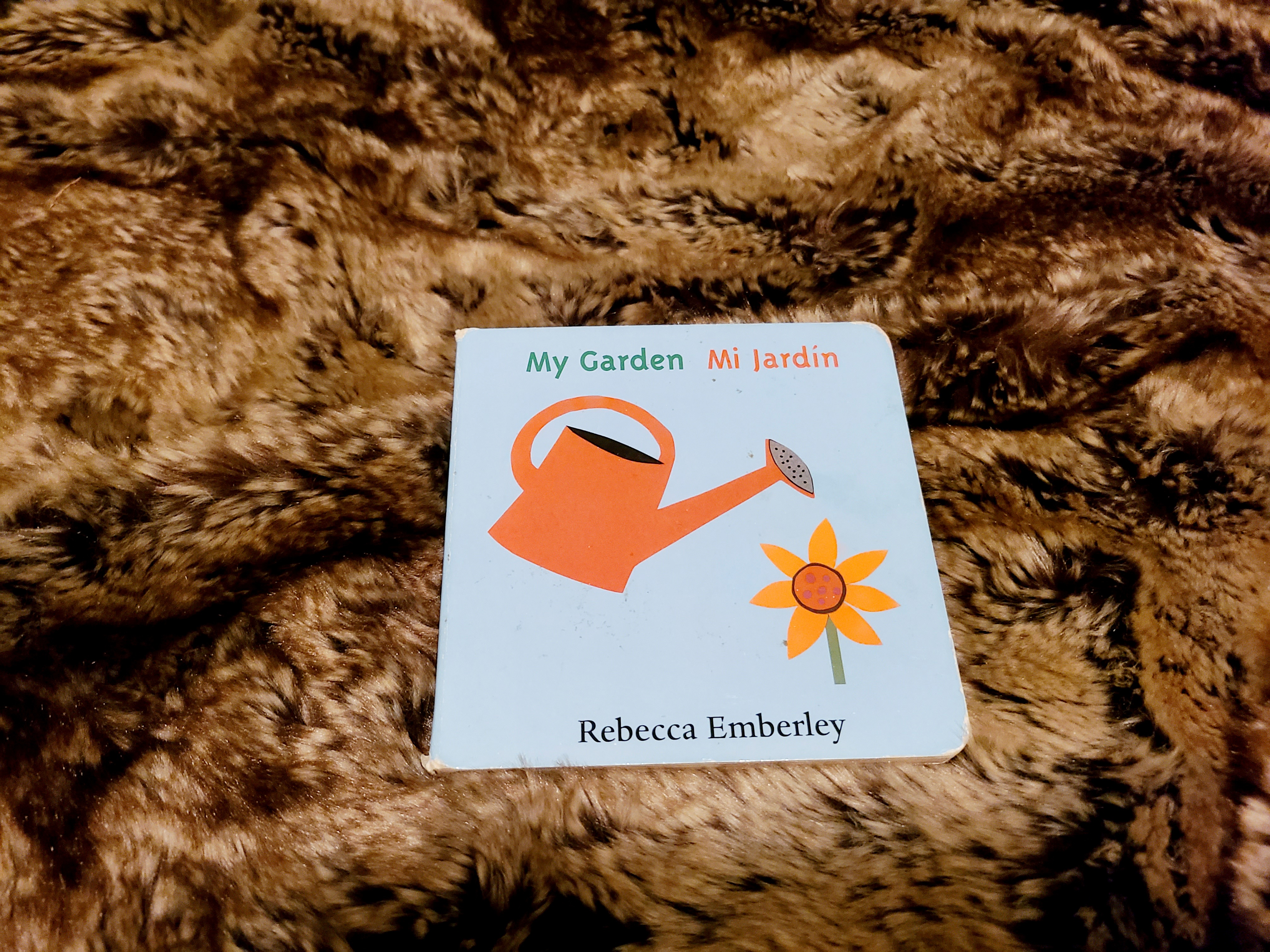 Spanish Books for Babies and Toddlers - About That Mom Life